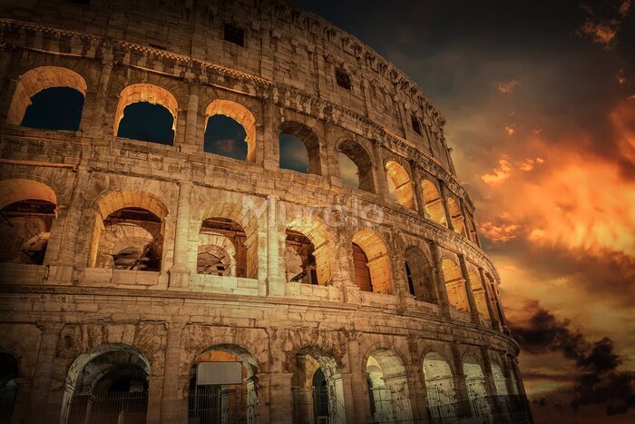 Obraz Na płótnie Rzymskie Koloseum nocą w kategorii miasta/rzym w muralo.pl